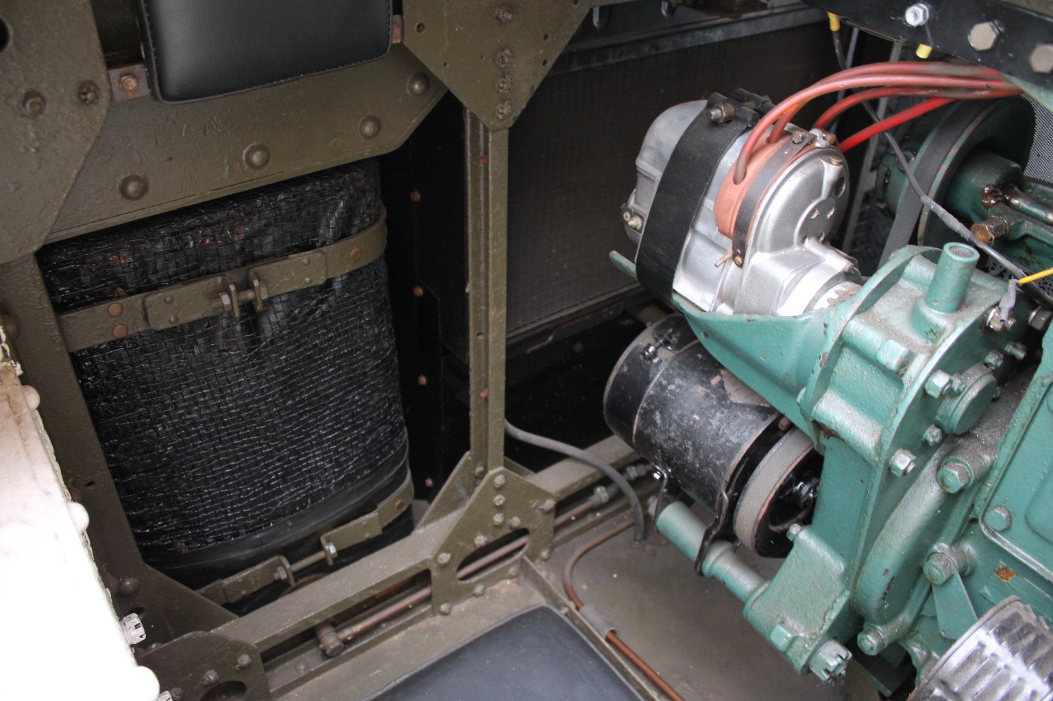 Renault UE tankette - Sold - Military classic vehicles