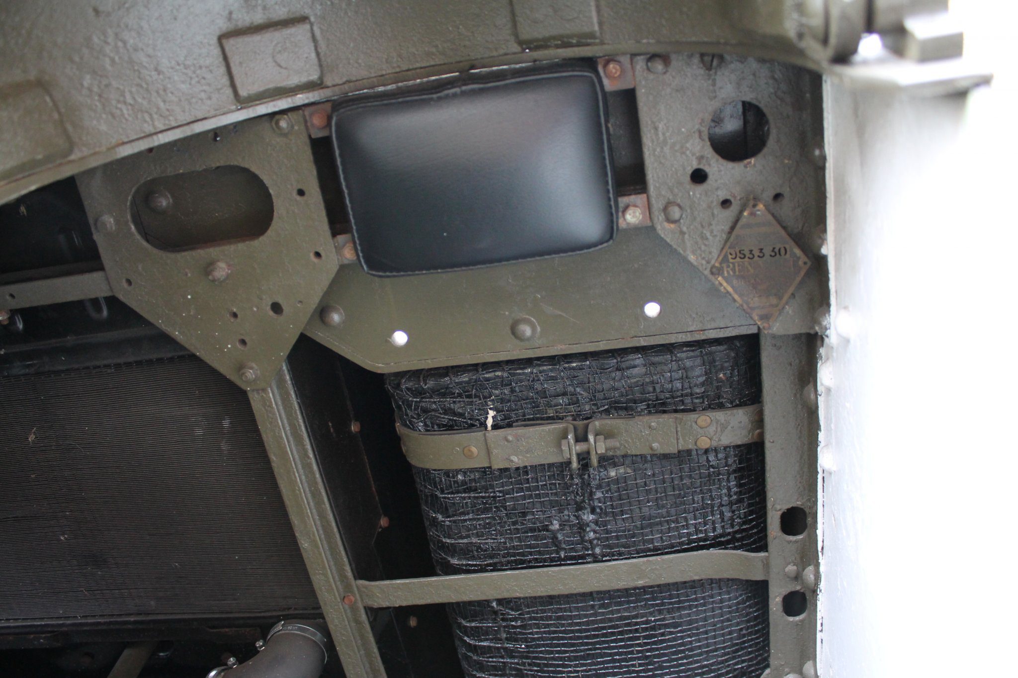 Renault UE tankette - Sold - Military classic vehicles