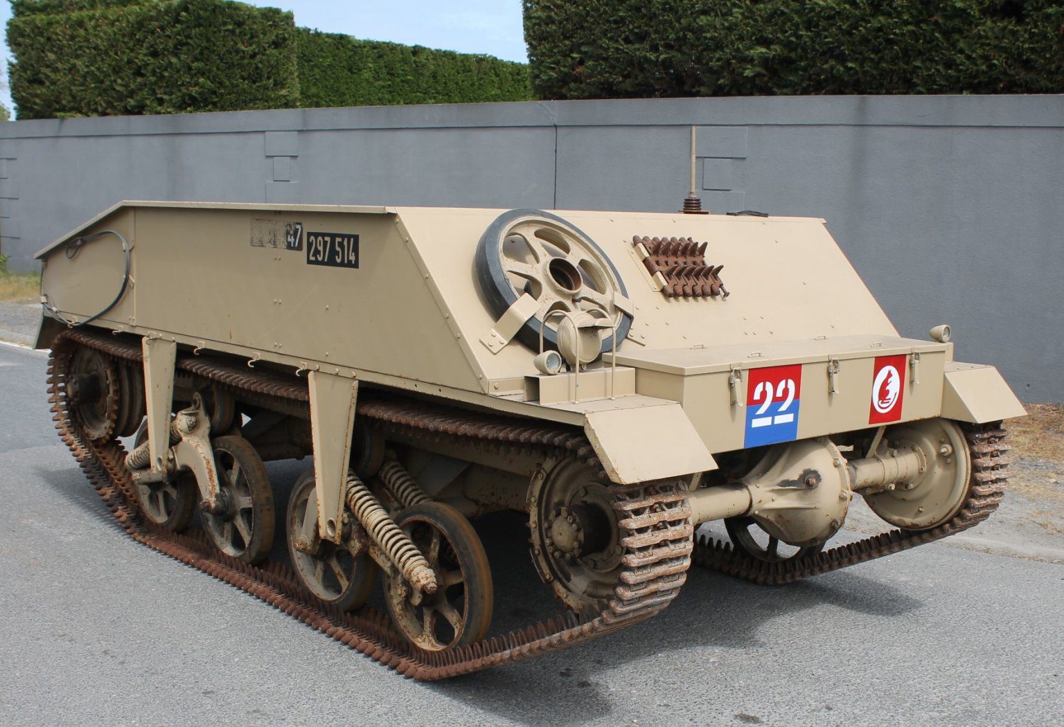 Renault UE tankette - Sold - Military classic vehicles