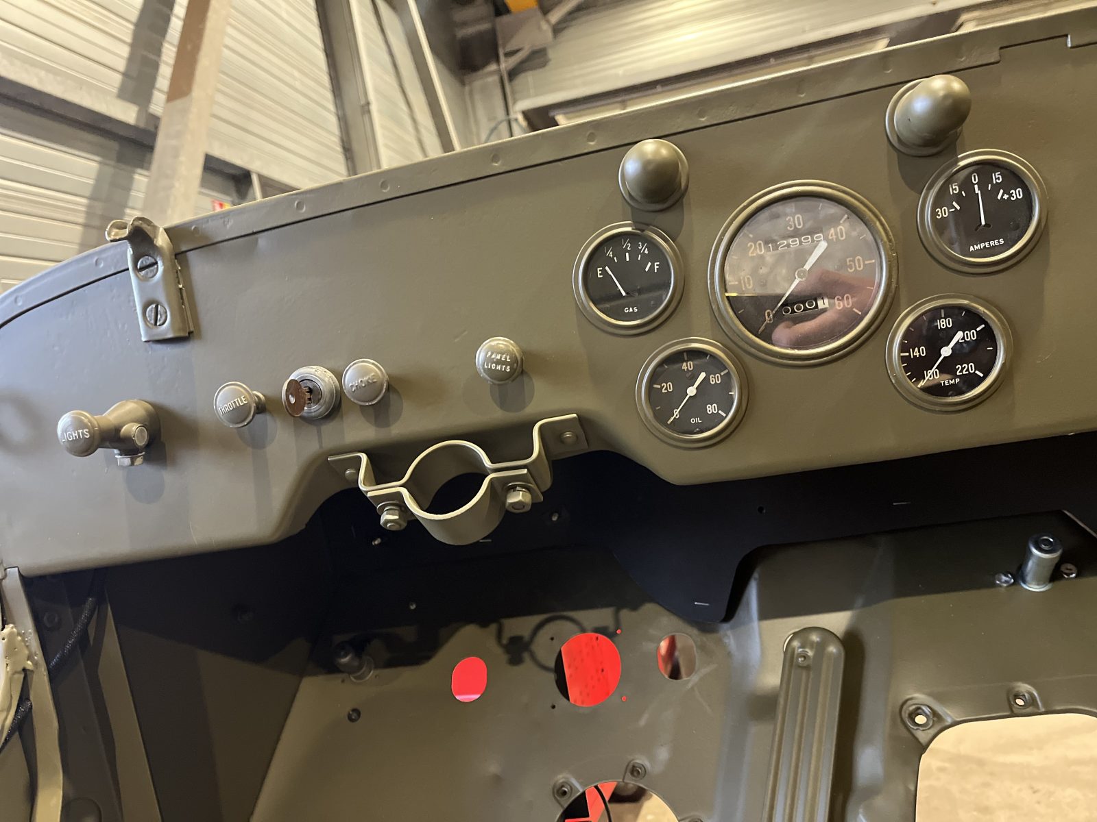 Jeep Willys MB early "slat grill" - Military classic vehicles