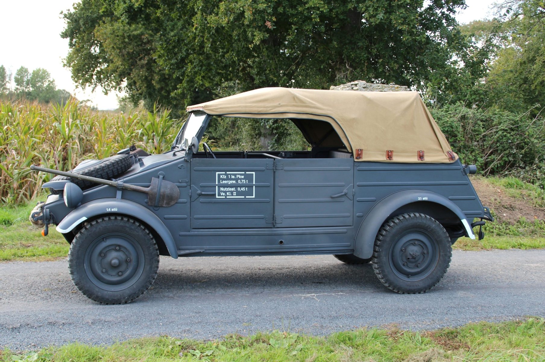 Volkswagen "Kubelwagen" - For Sale - Military classic vehicles